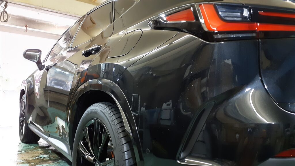 自動車のFRPパーツとは？その特徴や使用される部品とメリットとデメリットと洗車方法 - reluster