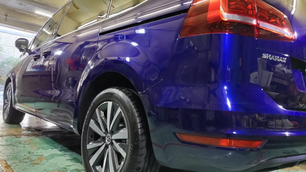 自動車のFRPパーツとは？その特徴や使用される部品とメリットとデメリットと洗車方法 - reluster